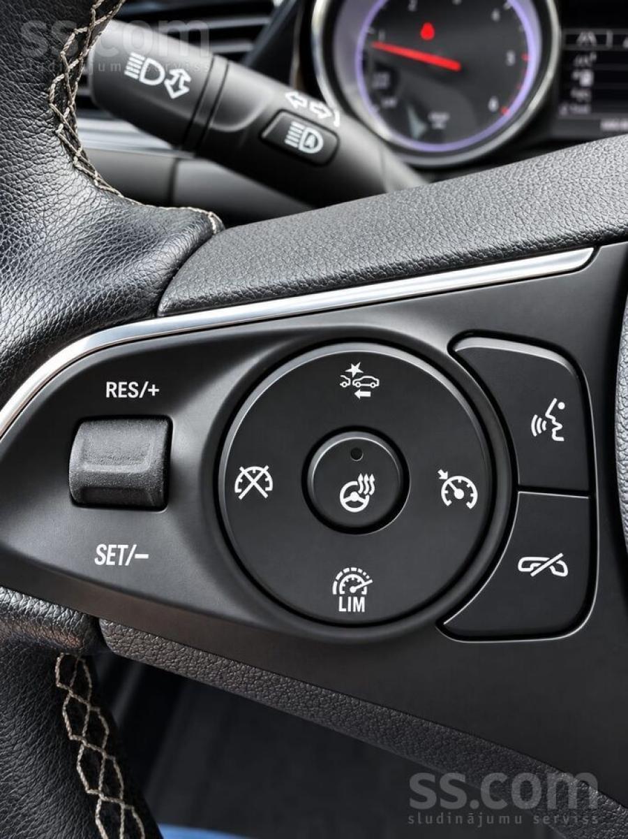 Zils Opel Insignia 2021 Rīga, ar dzinēja tilpumu 1.60 L un nobraukumu 136 tūkst. km par 9000 €, foto 12 vietnē AUTOMOTO.COM.LV