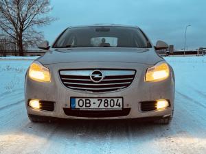 Brown Opel Insignia 2011 in Riga, with an engine capacity of 1.60 L and mileage of 149 thousand km for 4100 €, photo  on AUTOMOTO.COM.LV