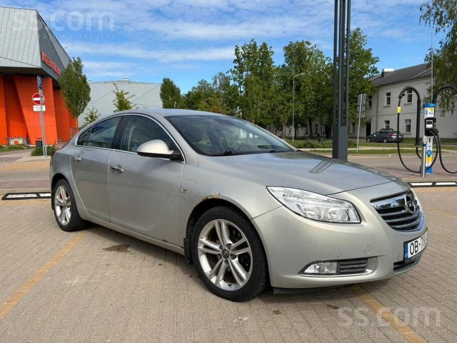 Brūns Opel Insignia 2011 Rīga, ar dzinēja tilpumu 1.60 L un nobraukumu 149 tūkst. km par 3499 €, foto 1 vietnē AUTOMOTO.COM.LV