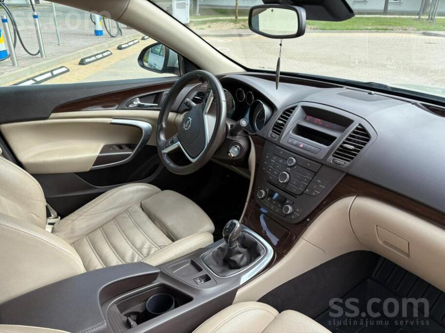 Brūns Opel Insignia 2011 Rīga, ar dzinēja tilpumu 1.60 L un nobraukumu 149 tūkst. km par 3499 €, foto 8 vietnē AUTOMOTO.COM.LV