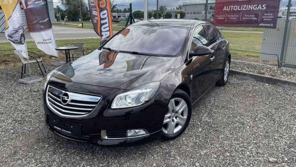 Brūns Opel Insignia 2011 Marijampole, ar dzinēja tilpumu 1.96 L un nobraukumu 223 tūkst. km par 4490 €, foto 1 vietnē AUTOMOTO.COM.LV