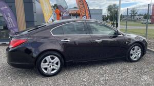 Brūns Opel Insignia 2011 Marijampole, ar dzinēja tilpumu 2.00 L un nobraukumu 223 tūkst. km par 4490 €, foto 10 vietnē AUTOMOTO.COM.LV