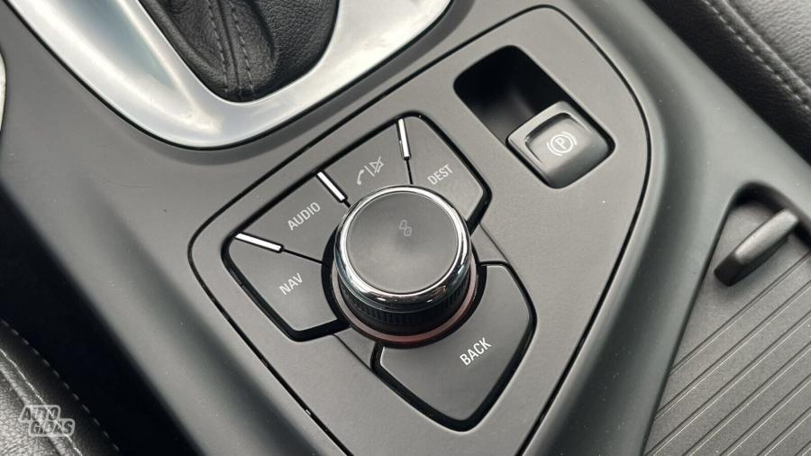 Brūns Opel Insignia 2011 Marijampole, ar dzinēja tilpumu 2.00 L un nobraukumu 223 tūkst. km par 4490 €, foto 20 vietnē AUTOMOTO.COM.LV