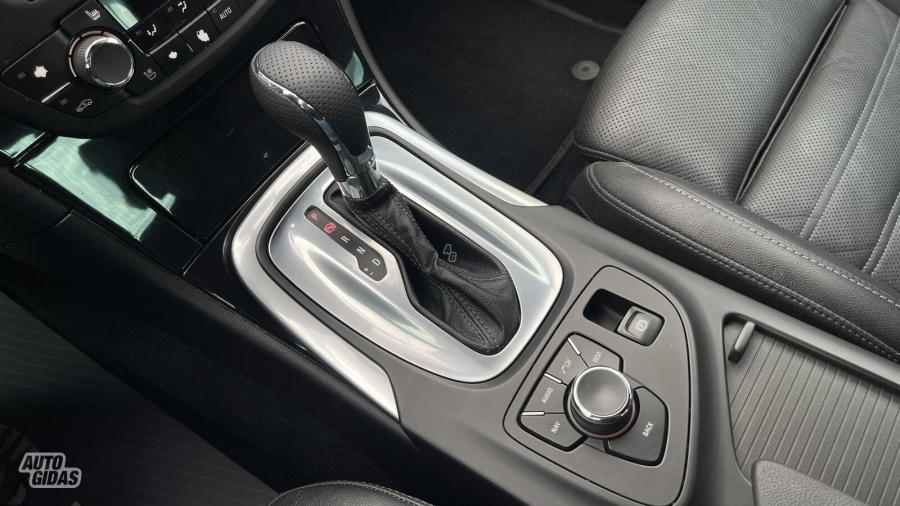 Brūns Opel Insignia 2011 Marijampole, ar dzinēja tilpumu 2.00 L un nobraukumu 223 tūkst. km par 4490 €, foto 21 vietnē AUTOMOTO.COM.LV