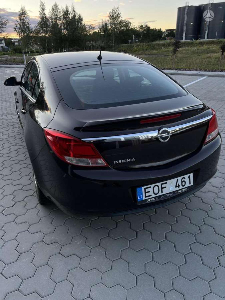 Brūns Opel Insignia 2011 Viļņa, ar dzinēja tilpumu 1.80 L un nobraukumu 136 tūkst. km par 2200 €, foto 4 vietnē AUTOMOTO.COM.LV