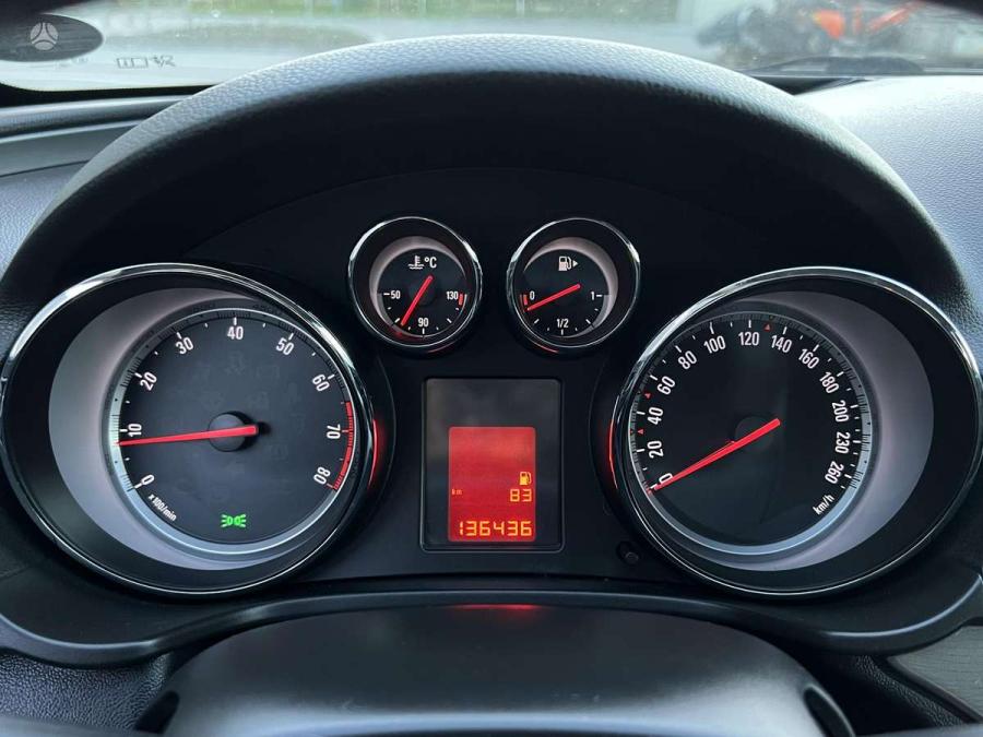 Brūns Opel Insignia 2011 Viļņa, ar dzinēja tilpumu 1.80 L un nobraukumu 136 tūkst. km par 2200 €, foto 5 vietnē AUTOMOTO.COM.LV