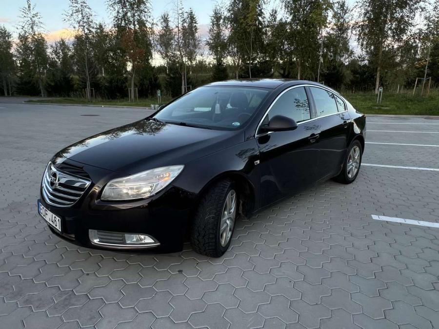 Brūns Opel Insignia 2011 Viļņa, ar dzinēja tilpumu 1.80 L un nobraukumu 136 tūkst. km par 2200 €, foto 22 vietnē AUTOMOTO.COM.LV