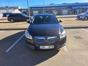 Brūns Opel Insignia 2012 Rīga, ar dzinēja tilpumu 1.60 L un nobraukumu 223 tūkst. km par 3990 €, foto 4 vietnē AUTOMOTO.COM.LV