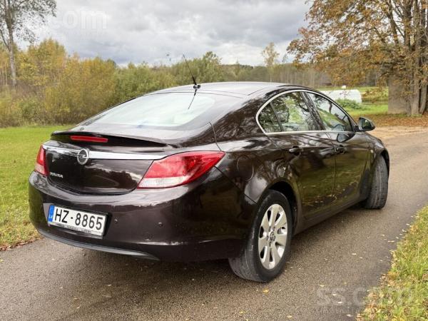 Brūns Opel Insignia 2012 Cēsis, ar dzinēja tilpumu 1.80 L un nobraukumu 224 tūkst. km par 2500 €, foto 4 vietnē AUTOMOTO.COM.LV