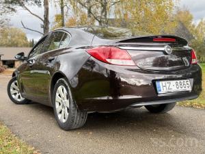 Brūns Opel Insignia 2012 Cēsis, ar dzinēja tilpumu 1.80 L un nobraukumu 224 tūkst. km par 2500 €, foto 5 vietnē AUTOMOTO.COM.LV