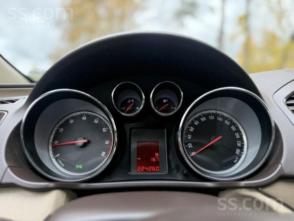 Brūns Opel Insignia 2012 Cēsis, ar dzinēja tilpumu 1.80 L un nobraukumu 224 tūkst. km par 2500 €, foto 11 vietnē AUTOMOTO.COM.LV