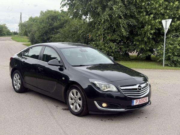 Brown Opel Insignia 2014 in Ukmerge, with an engine capacity of 1.60 L and mileage of 221 thousand km for 4600 €, photo 3 on AUTOMOTO.COM.LV