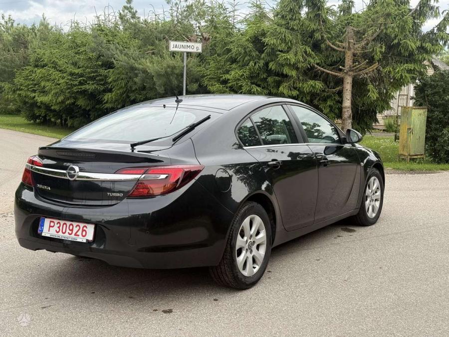Brown Opel Insignia 2014 in Ukmerge, with an engine capacity of 1.60 L and mileage of 221 thousand km for 4600 €, photo 5 on AUTOMOTO.COM.LV