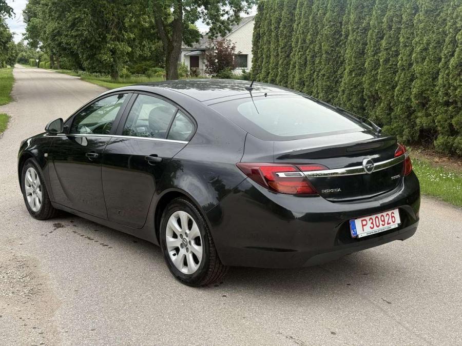 Brown Opel Insignia 2014 in Ukmerge, with an engine capacity of 1.60 L and mileage of 221 thousand km for 4600 €, photo 6 on AUTOMOTO.COM.LV