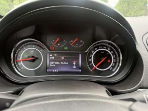 Brown Opel Insignia 2014 in Ukmerge, with an engine capacity of 1.60 L and mileage of 221 thousand km for 4600 €, photo 12 on AUTOMOTO.COM.LV