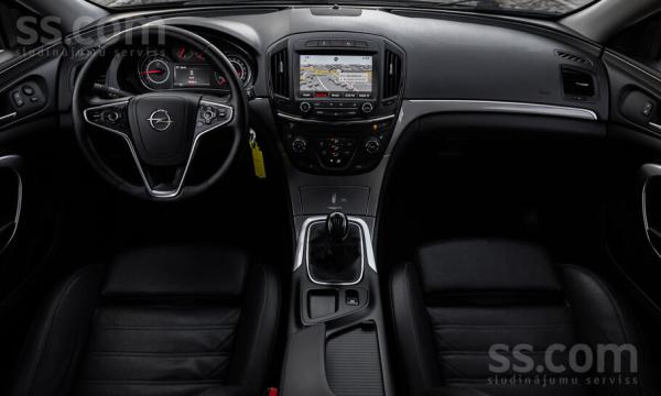 Brown Opel Insignia 2015 in Jelgava, with an engine capacity of 2.00 L and mileage of 0 thousand km for 5990 €, photo 6 on AUTOMOTO.COM.LV