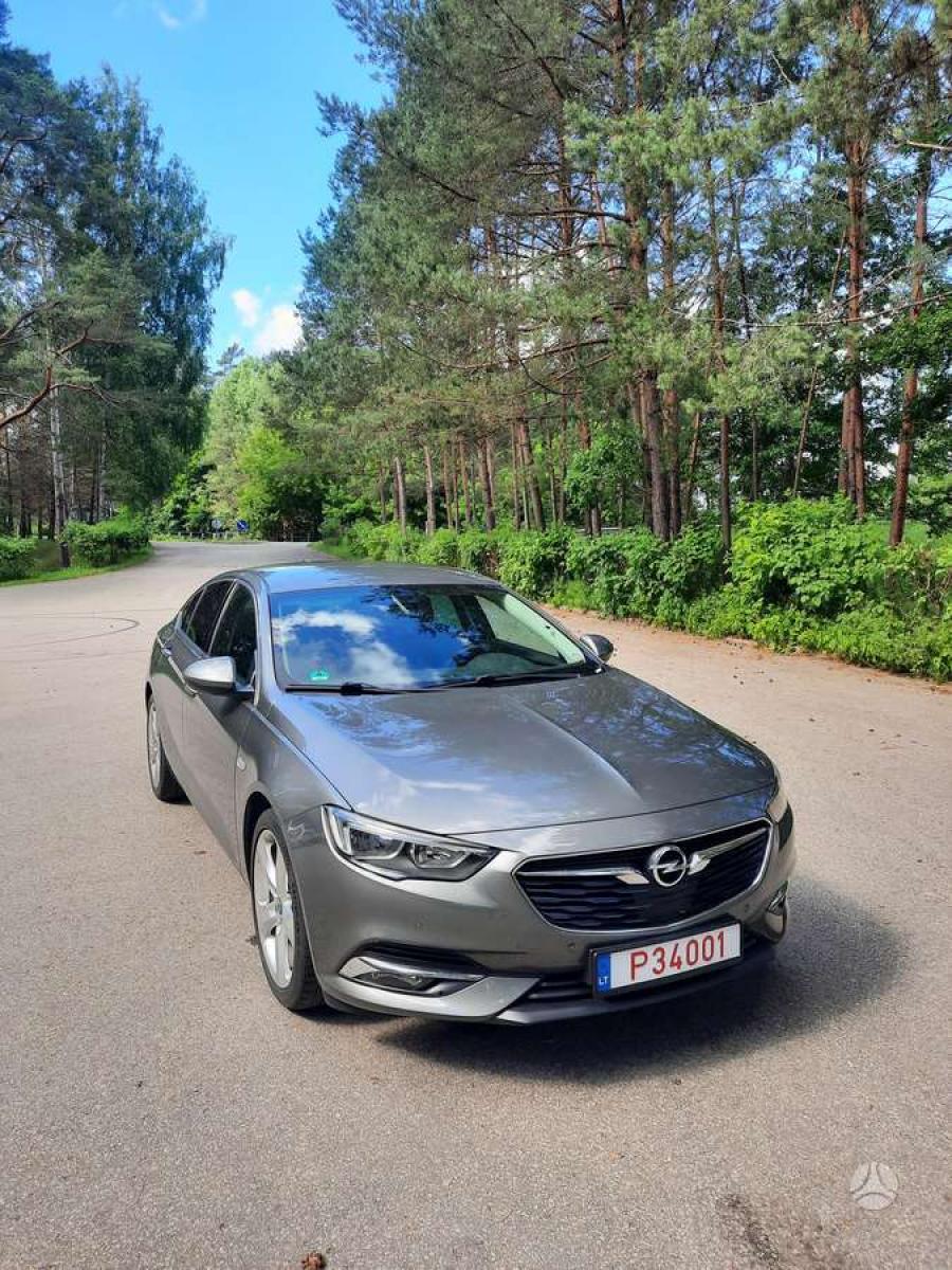 Brown Opel Insignia 2018 in Ignalina, with an engine capacity of 1.60 L and mileage of 224 thousand km for 9200 €, photo 1 on AUTOMOTO.COM.LV