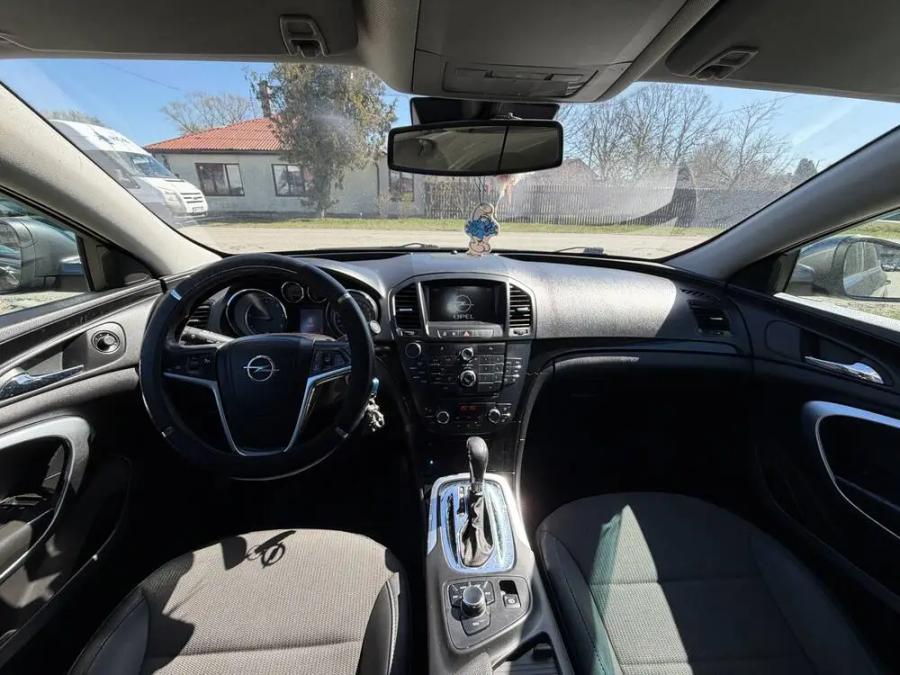Brūns Opel Insignia 2009 Ventspils, ar dzinēja tilpumu 2.00 L un nobraukumu 199 tūkst. km par 2990 €, foto 13 vietnē AUTOMOTO.COM.LV
