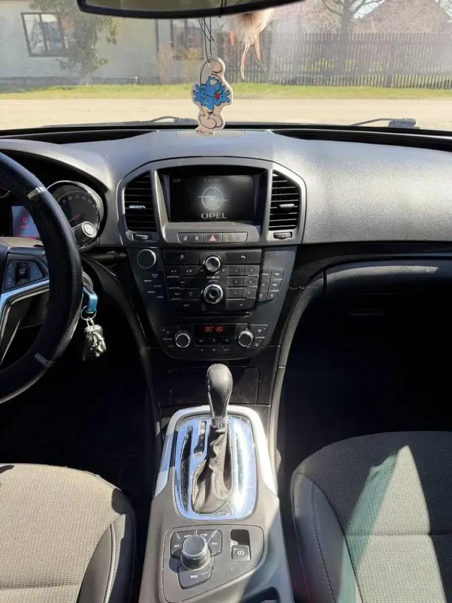 Brūns Opel Insignia 2009 Ventspils, ar dzinēja tilpumu 2.00 L un nobraukumu 199 tūkst. km par 2990 €, foto 14 vietnē AUTOMOTO.COM.LV
