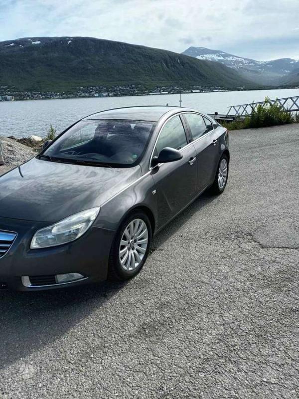 Brūns Opel Insignia 2009 Kauņa, ar dzinēja tilpumu 1.96 L un nobraukumu 230 tūkst. km par 2950 €, foto 1 vietnē AUTOMOTO.COM.LV