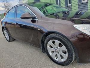 Brown Opel Insignia 2011 in Siauliai, with an engine capacity of 1.80 L and mileage of 290 thousand km for 2400 €, photo 12 on AUTOMOTO.COM.LV