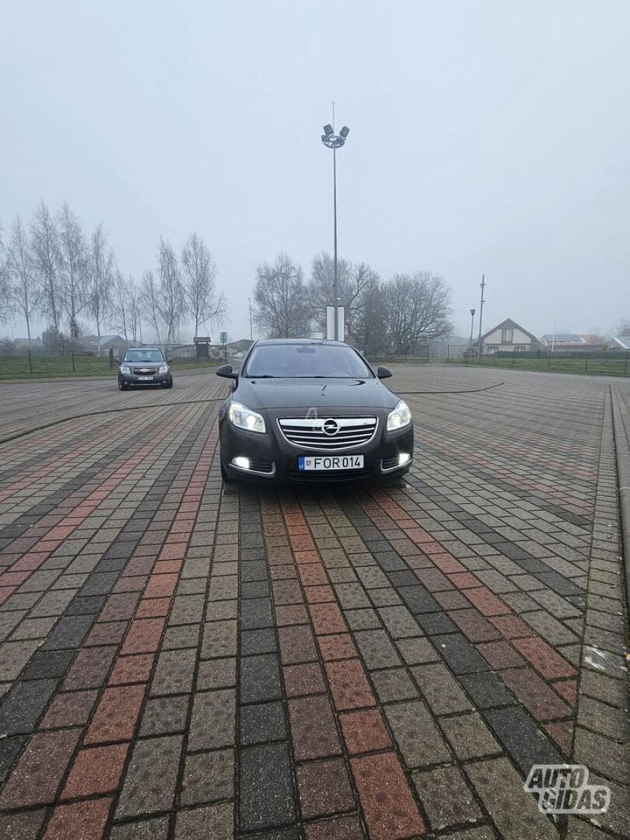 Brūns Opel Insignia 2012 Klaipėda, ar dzinēja tilpumu 2.00 L un nobraukumu 256 tūkst. km par 3800 €, foto 3 vietnē AUTOMOTO.COM.LV