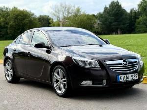 Brown Opel Insignia 2012 in Kaunas, with an engine capacity of 1.96 L and mileage of 293 thousand km for 4000 €, photo  on AUTOMOTO.COM.LV