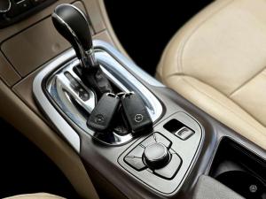 Brown Opel Insignia 2012 in Kaunas, with an engine capacity of 2.00 L and mileage of 293 thousand km for 4000 €, photo 21 on AUTOMOTO.COM.LV