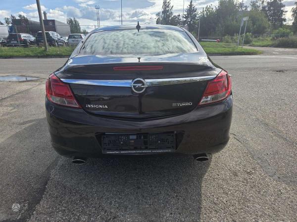 Brown Opel Insignia 2012 in Marijampole, with an engine capacity of 1.96 L and mileage of 193 thousand km for 4500 €, photo 6 on AUTOMOTO.COM.LV