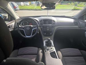 Brown Opel Insignia 2012 in Marijampole, with an engine capacity of 1.96 L and mileage of 193 thousand km for 4500 €, photo 16 on AUTOMOTO.COM.LV