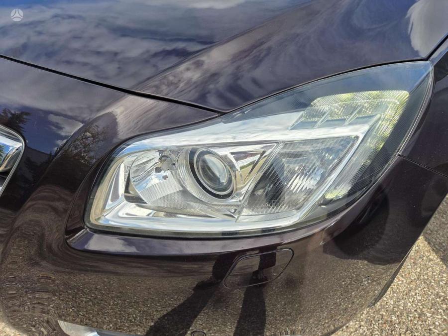 Brown Opel Insignia 2012 in Marijampole, with an engine capacity of 1.96 L and mileage of 193 thousand km for 4500 €, photo 23 on AUTOMOTO.COM.LV