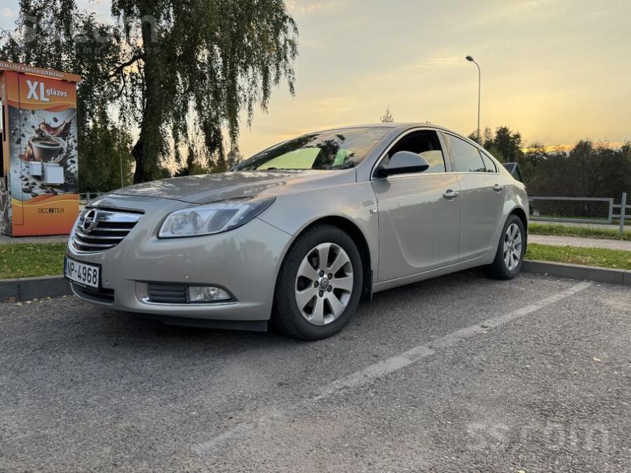 Brūns Opel Insignia 2012 Daugavpils, ar dzinēja tilpumu 2.00 L un nobraukumu 225 tūkst. km par 3600 €, foto 5 vietnē AUTOMOTO.COM.LV