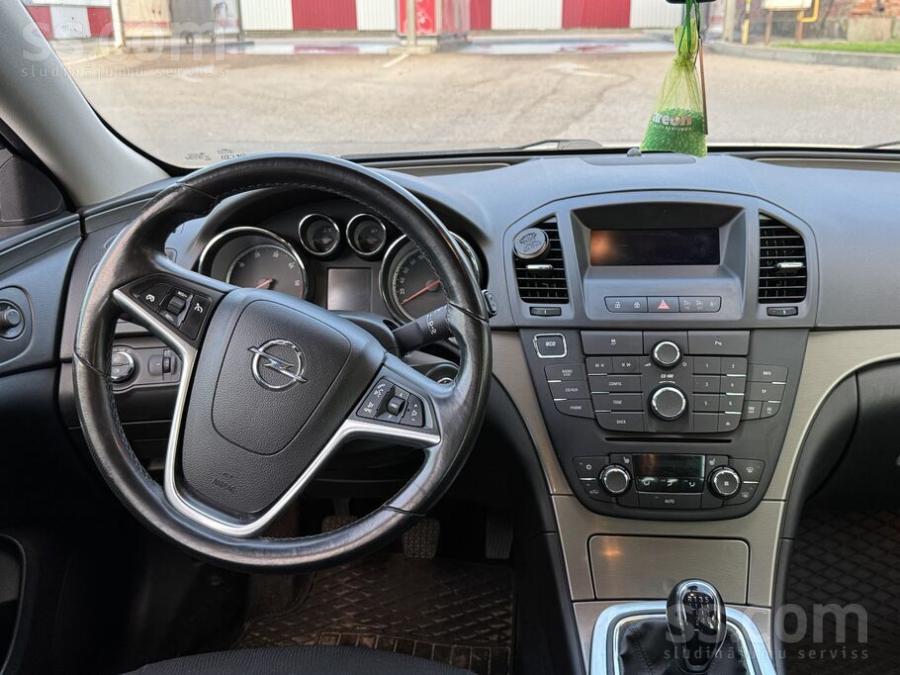 Brūns Opel Insignia 2012 Daugavpils, ar dzinēja tilpumu 2.00 L un nobraukumu 225 tūkst. km par 3600 €, foto 11 vietnē AUTOMOTO.COM.LV