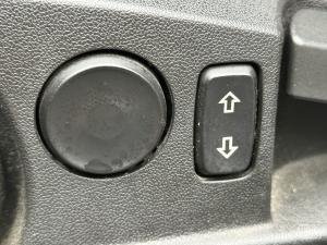 Brūns Opel Insignia 2012 Kauņa, ar dzinēja tilpumu 2.00 L un nobraukumu 252 tūkst. km par 4000 €, foto 24 vietnē AUTOMOTO.COM.LV