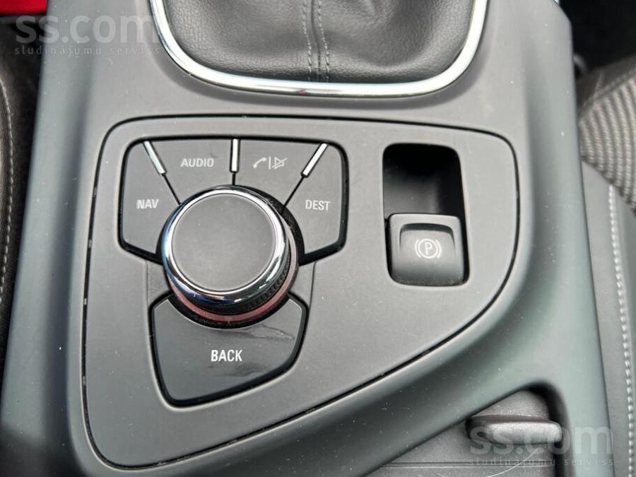 Brūns Opel Insignia 2013 Talsi, ar dzinēja tilpumu 2.00 L un nobraukumu 186 tūkst. km par 7470 €, foto 26 vietnē AUTOMOTO.COM.LV