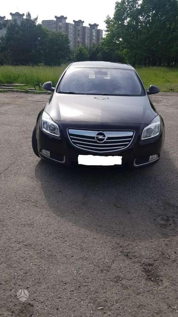 Brown Opel Insignia 2013 in Kaunas, with an engine capacity of 1.96 L and mileage of 241 thousand km for 3500 €, photo 6 on AUTOMOTO.COM.LV