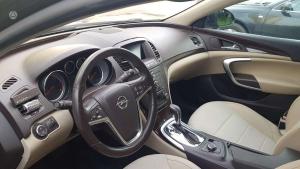 Brown Opel Insignia 2013 in Kaunas, with an engine capacity of 1.96 L and mileage of 241 thousand km for 3500 €, photo 8 on AUTOMOTO.COM.LV