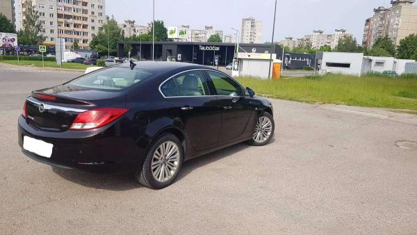 Brown Opel Insignia 2013 in Kaunas, with an engine capacity of 1.96 L and mileage of 241 thousand km for 3500 €, photo 9 on AUTOMOTO.COM.LV