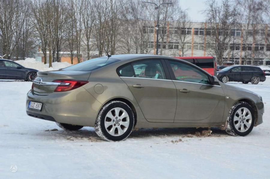 Brūns Opel Insignia 2015 Šauļi, ar dzinēja tilpumu 1.96 L un nobraukumu 310 tūkst. km par 4700 €, foto 9 vietnē AUTOMOTO.COM.LV