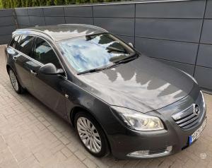 Brown Opel Insignia 2009 in Marijampole, with an engine capacity of 1.96 L and mileage of 278 thousand km for 4350 €, photo 6 on AUTOMOTO.COM.LV