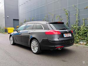 Brown Opel Insignia 2009 in Klaipeda, with an engine capacity of 1.96 L and mileage of 195 thousand km for 3550 €, photo 6 on AUTOMOTO.COM.LV