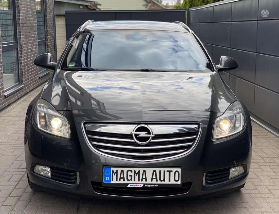 Brown Opel Insignia 2009 in Marijampole, with an engine capacity of 1.96 L and mileage of 278 thousand km for 3999 €, photo 3 on AUTOMOTO.COM.LV