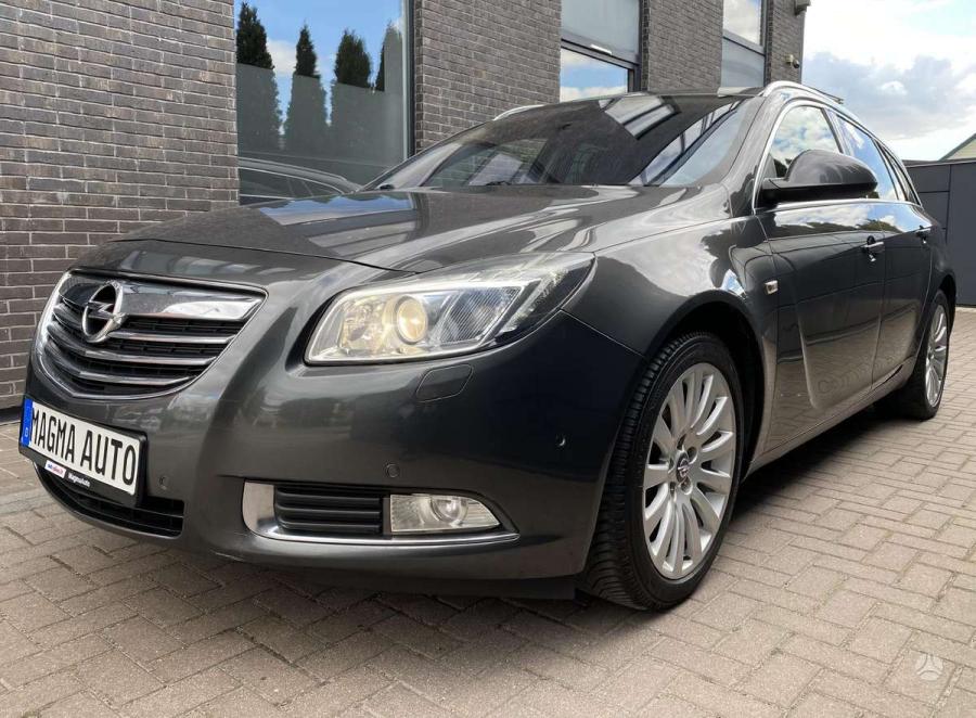 Brown Opel Insignia 2009 in Marijampole, with an engine capacity of 1.96 L and mileage of 278 thousand km for 3999 €, photo 9 on AUTOMOTO.COM.LV
