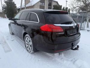 Brown Opel Insignia 2010 in Panevezys, with an engine capacity of 1.96 L and mileage of 228 thousand km for 3650 €, photo 3 on AUTOMOTO.COM.LV
