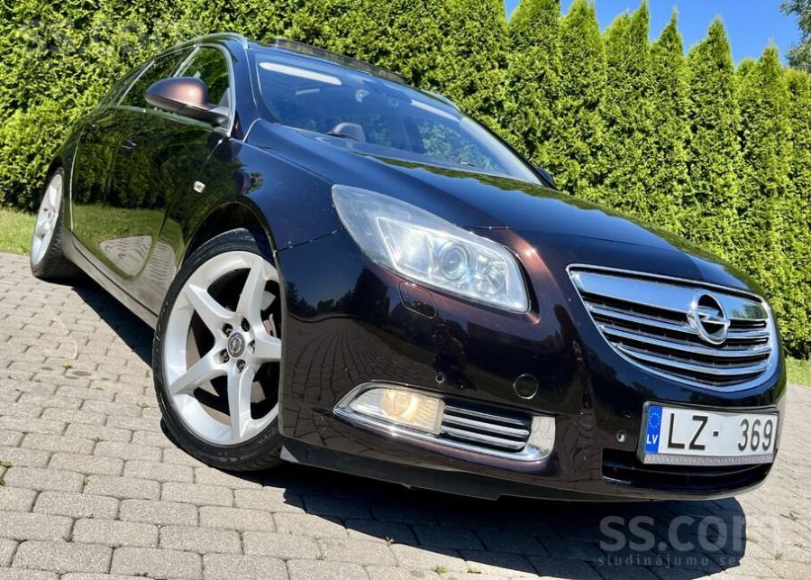 Brūns Opel Insignia 2011 Rīga, ar dzinēja tilpumu 2.00 L un nobraukumu 0 tūkst. km par 2650 €, foto 1 vietnē AUTOMOTO.COM.LV