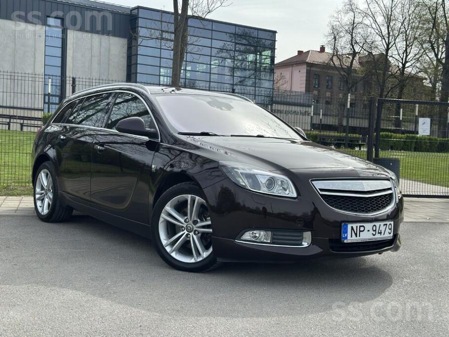Brūns Opel Insignia 2011 Tukums, ar dzinēja tilpumu 2.00 L un nobraukumu 240 tūkst. km par 3950 €, foto 1 vietnē AUTOMOTO.COM.LV