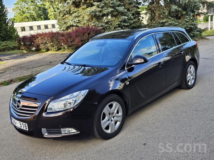 Brūns Opel Insignia 2011 Jēkabpils, ar dzinēja tilpumu 2.00 L un nobraukumu 211 tūkst. km par 5490 €, foto 1 vietnē AUTOMOTO.COM.LV