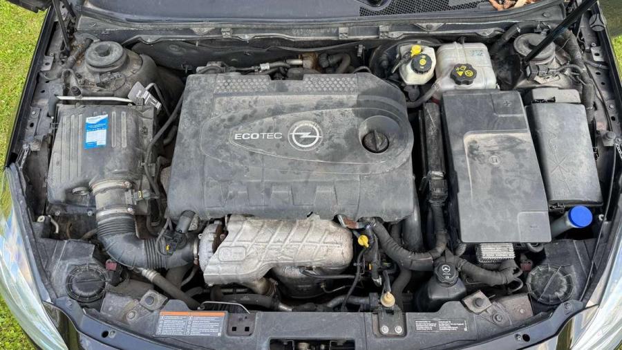 Brūns Opel Insignia 2011 Viļņa, ar dzinēja tilpumu 1.96 L un nobraukumu 197 tūkst. km par 3600 €, foto 16 vietnē AUTOMOTO.COM.LV