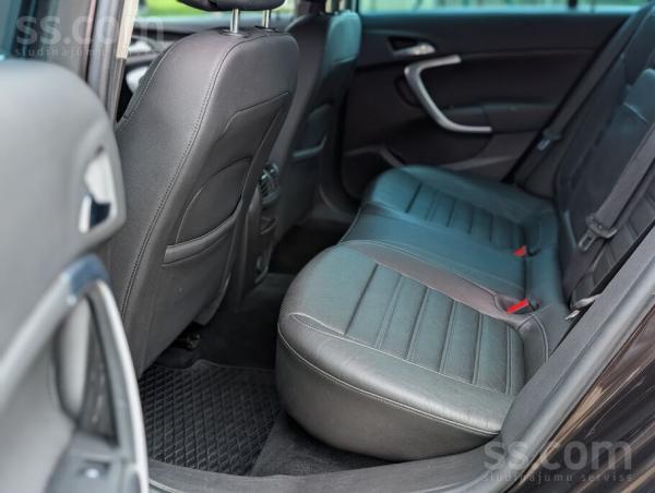 Brūns Opel Insignia 2011 Rīga, ar dzinēja tilpumu 2.00 L un nobraukumu 0 tūkst. km par 3500 €, foto 7 vietnē AUTOMOTO.COM.LV