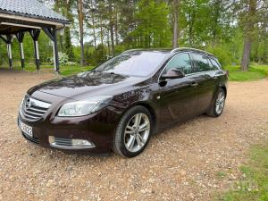 Brūns Opel Insignia 2011 Cēsis, ar dzinēja tilpumu 2.00 L un nobraukumu 223 tūkst. km par 3700 €, foto  vietnē AUTOMOTO.COM.LV